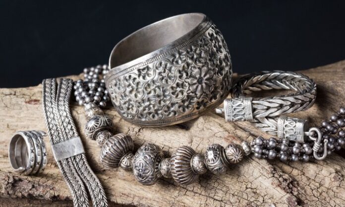 Voluntary HUID-Based Hallmarking for Silver Jewellery Begins September ...